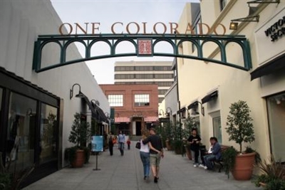 One Colorado | Parking | LAZ Parking