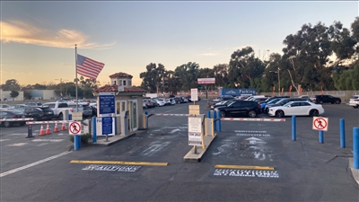 Border Station P... | Parking | LAZ Parking